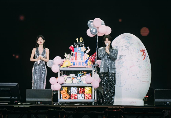 房东的猫2024巡回演唱会—成都